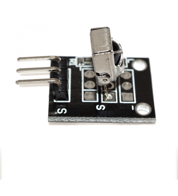 Cumpara Modul receptor IR cu TL1838 VS1838B